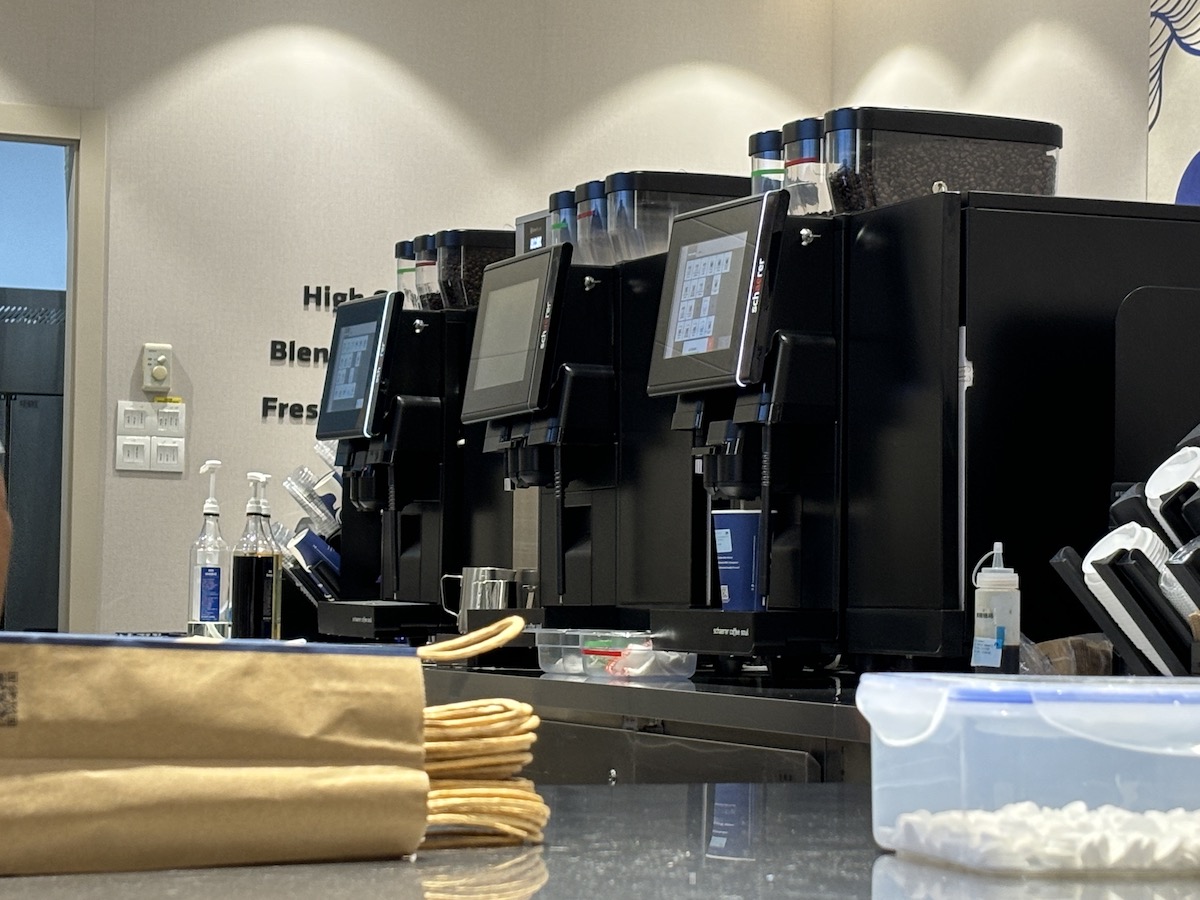 I visited a Luckin Coffee Shop Outside of China, in Singapore: Review ...